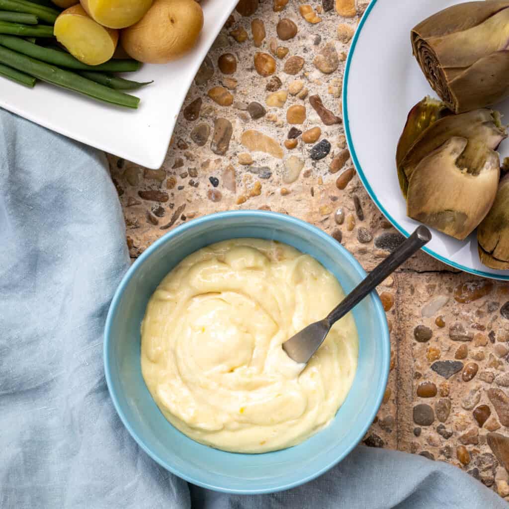 Black Garlic Aioli (Black Garlic Mayo)