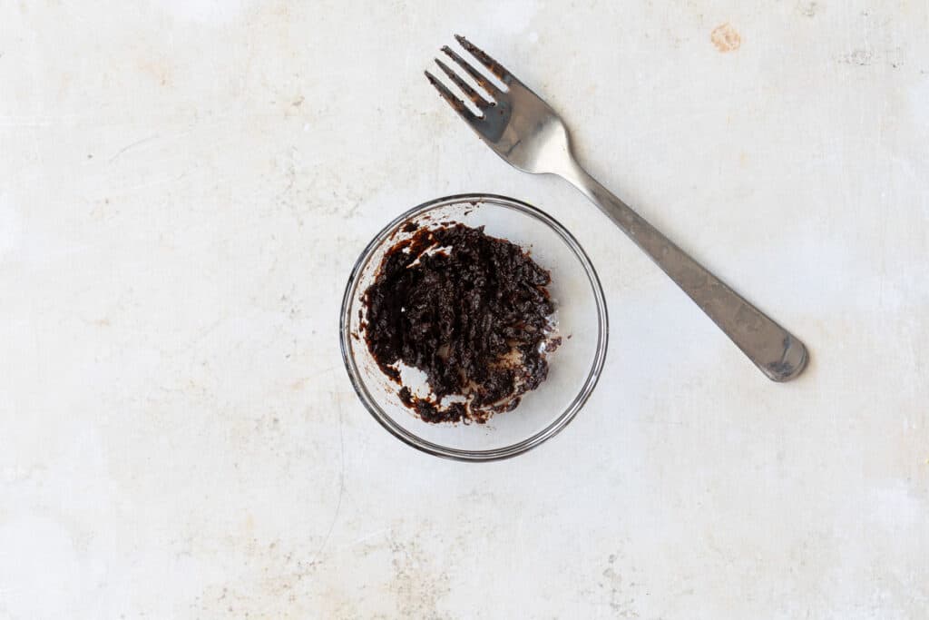 Black Garlic Aioli (Black Garlic Mayo)