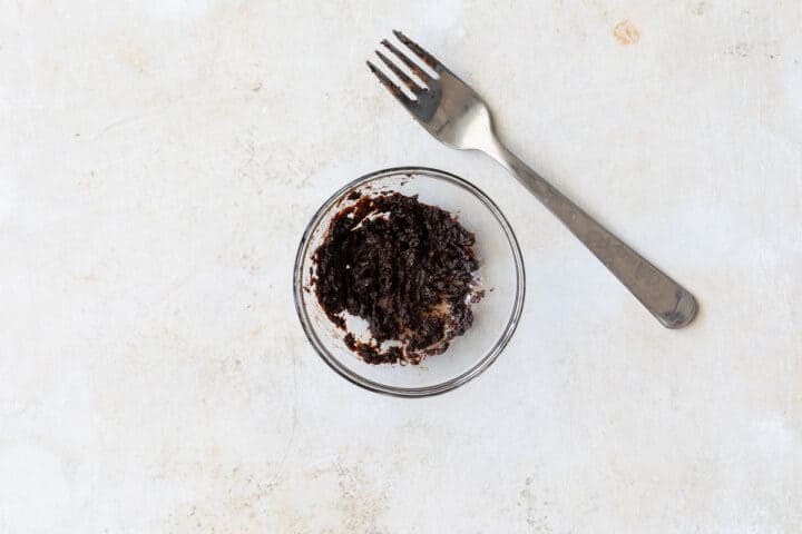 Black Garlic Aioli (Black Garlic Mayo)