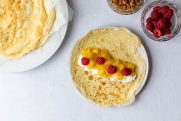 Sweet Mango Crêpes