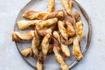 Puff Pastry Cinnamon Twists - Vanilla Bean Cuisine