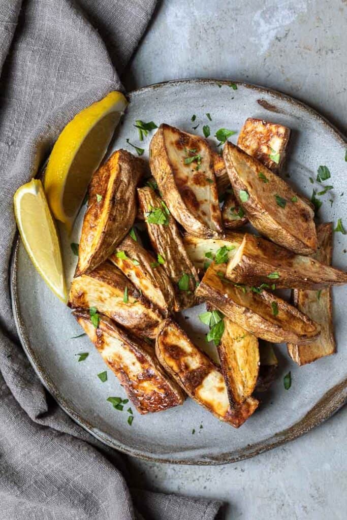 Oven Roasted Potato Wedges Recipe (+ tips & variations) - Vanilla Bean ...