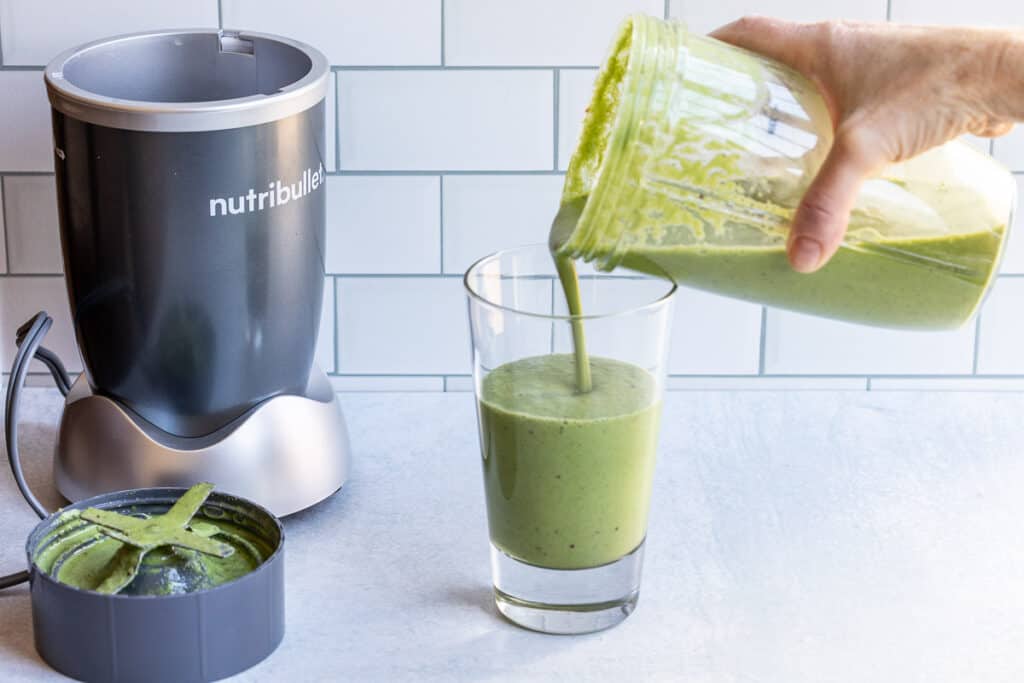 Apple Spinach Smoothie with Ginger - Vanilla Bean Cuisine